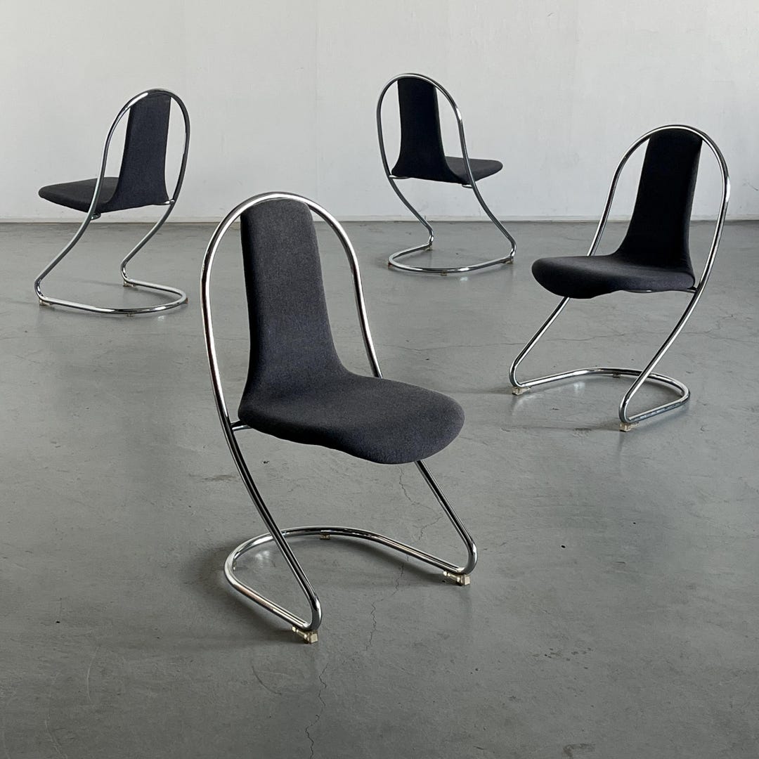 1 of 4 Italian Space Age Chromed Tubular Steel Cantilever Chairs in ...