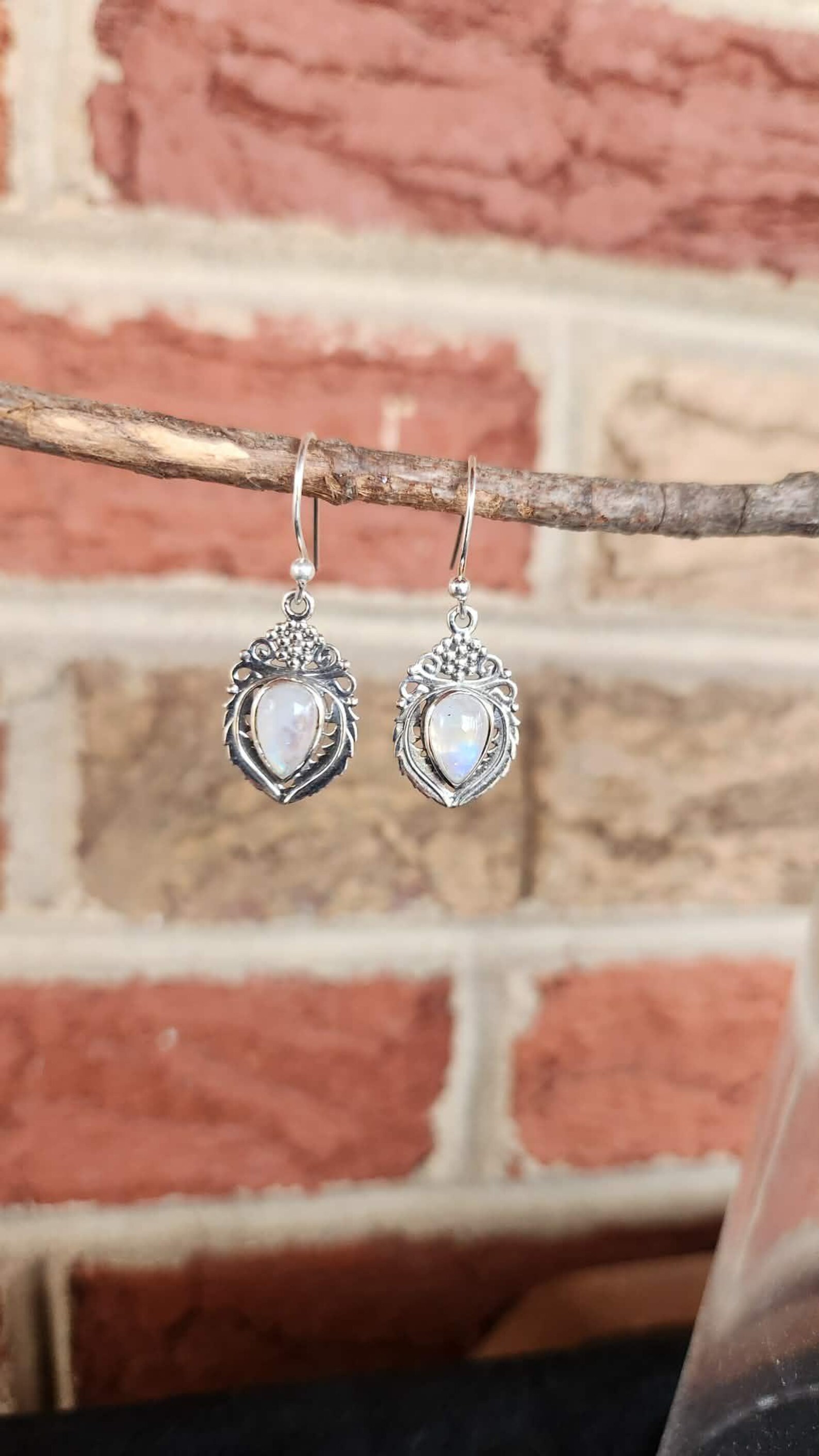 Genuine Moonstone Intricate Vine/leaf Design Earrings Set in 925 ...