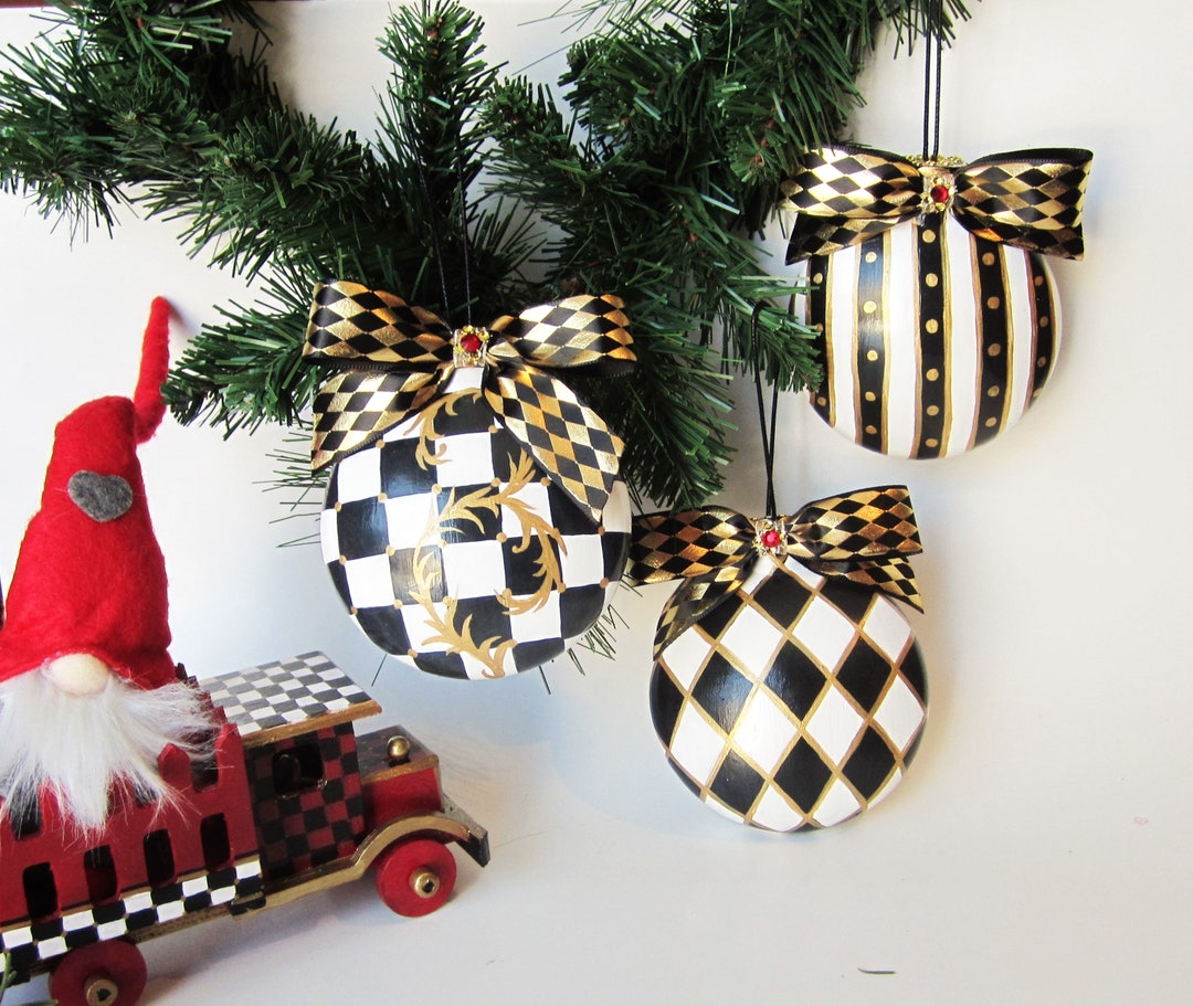 Hand Painted Checkered Christmas Baubles - Black, White and Gold, Set ...