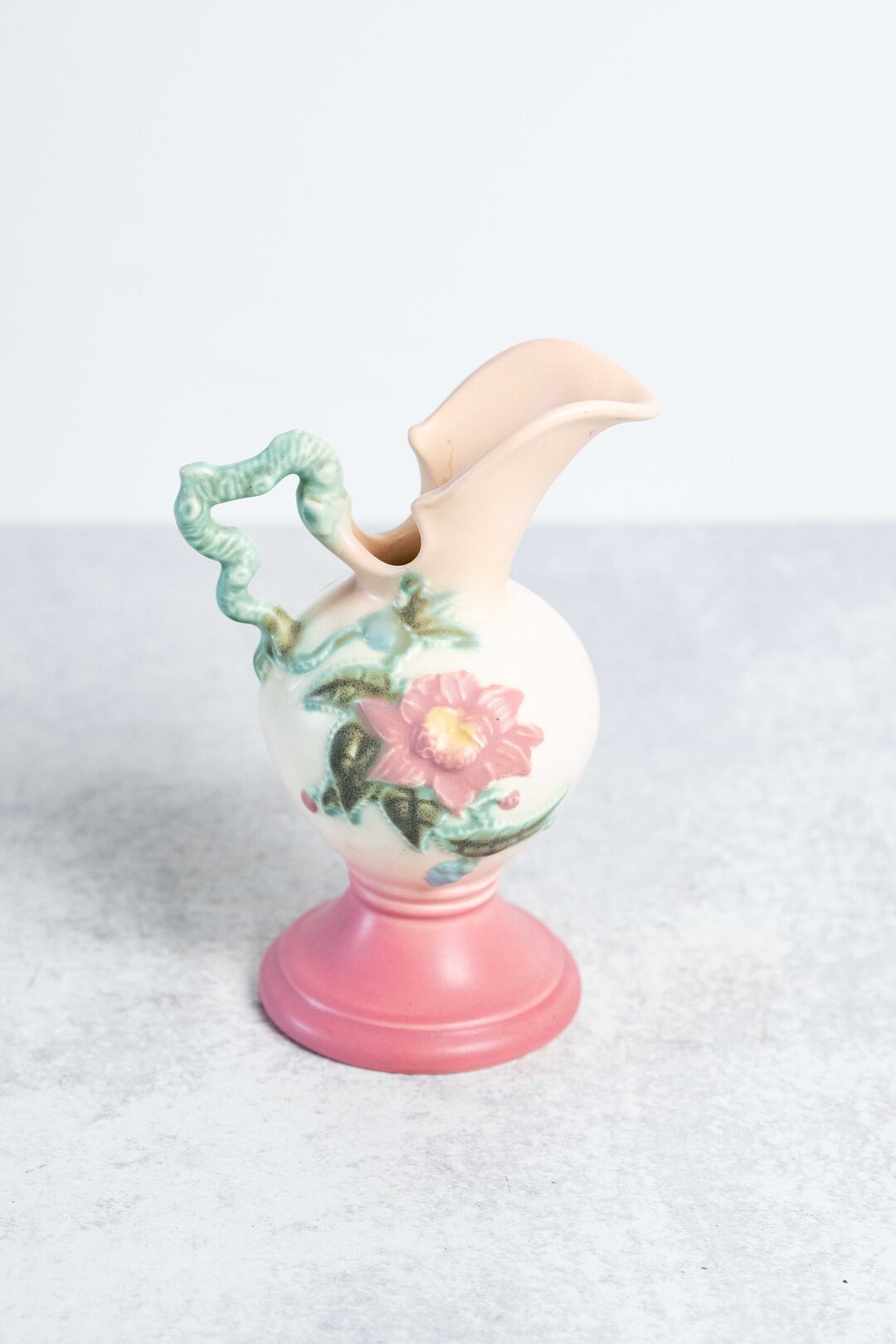 Vintage Hull Pottery Woodland Ewer Vase Pitcher Matte Glaze With Pink ...