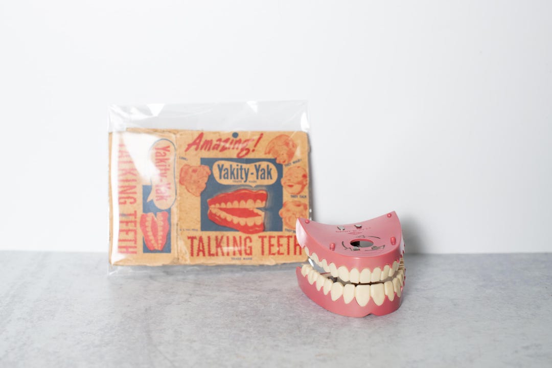 1949 Yakity Yak Talking Teeth With Original Box, in Working Condition ...