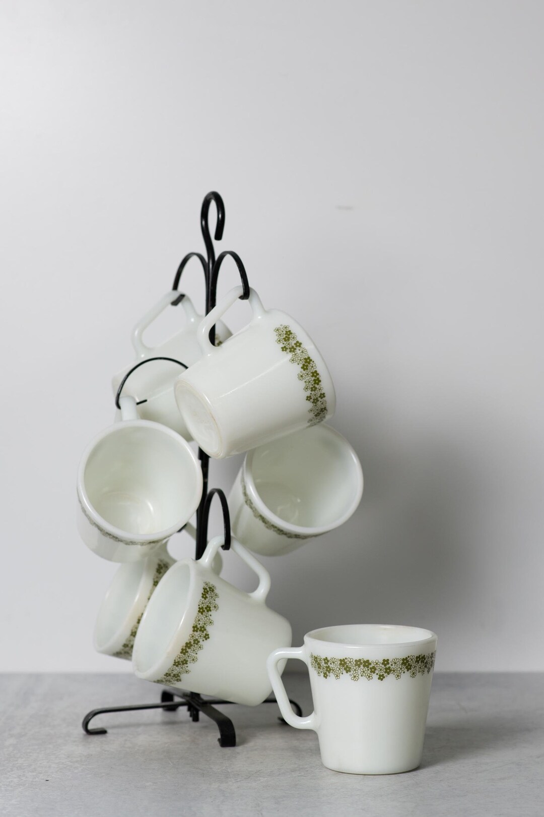 Set of 7 Vintage Pyrex Milk Glass D Handle Spring Blossoms or Green ...