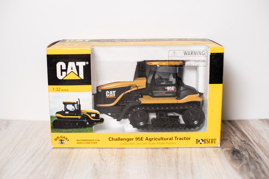 Caterpillar Cat Challenger 95E Agricultural Tractor 1:32 Scale in Box ...