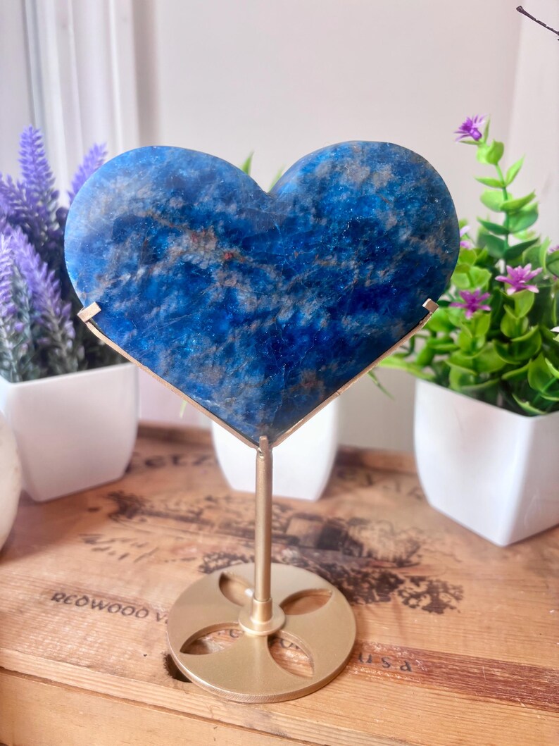 Blue Apatite Heart W/stand 7”T | Emotional Healing, Intuition, Boosting ...