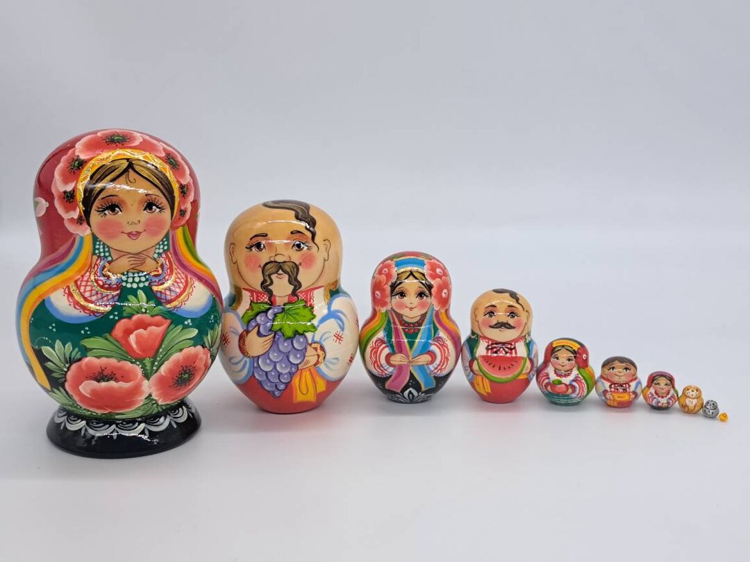 6 Nesting Dolls 10 in 1 Matryoshka ukrainian Family Handmade and Hand ...