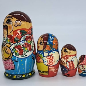 4 Nesting Dolls 5 in 1 Ukrainian Family Matryoshka Handmade in Ukraine ...