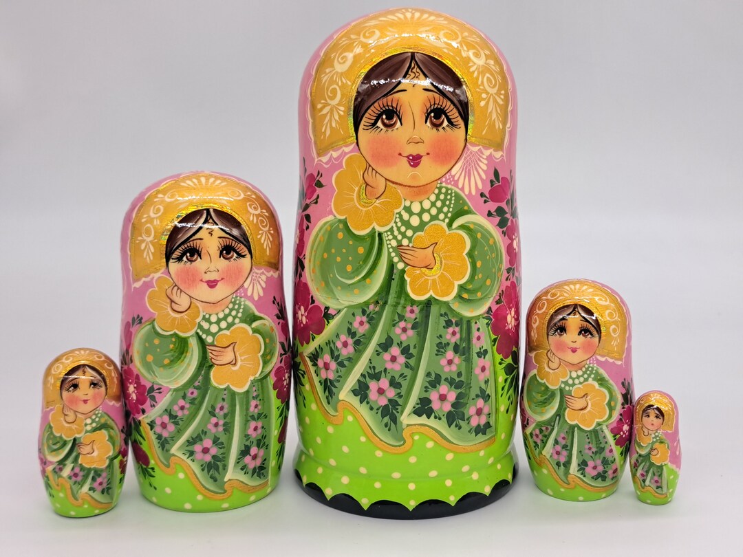 7 Nesting Dolls 5 in 1 Classic Matryoshka Traditional Russian Stacking ...