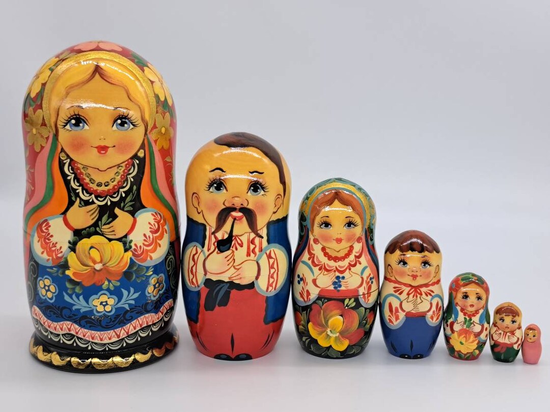 Ukrainian Family Nesting Doll Matryoshka 8 Tall 7 in 1 Wooden Toy Made ...