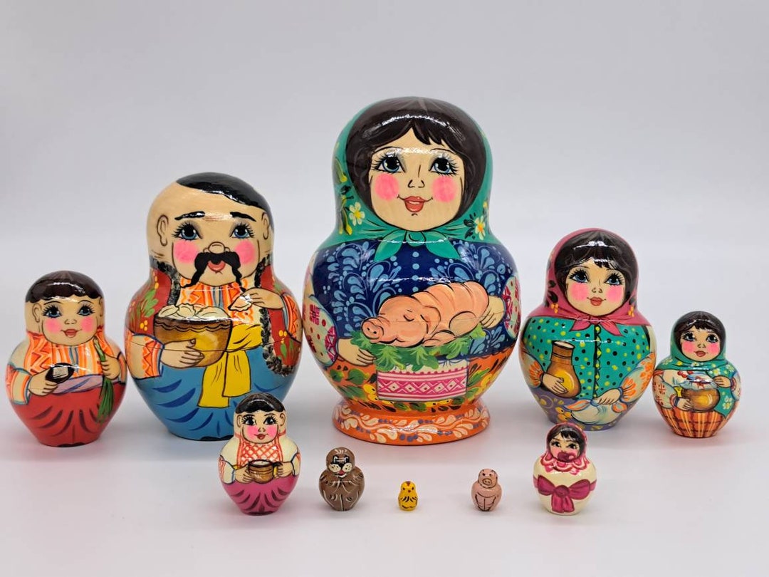 6 Nesting Dolls Matryoshka happy Ukrainian Family Hand Made 10 in 1 ...