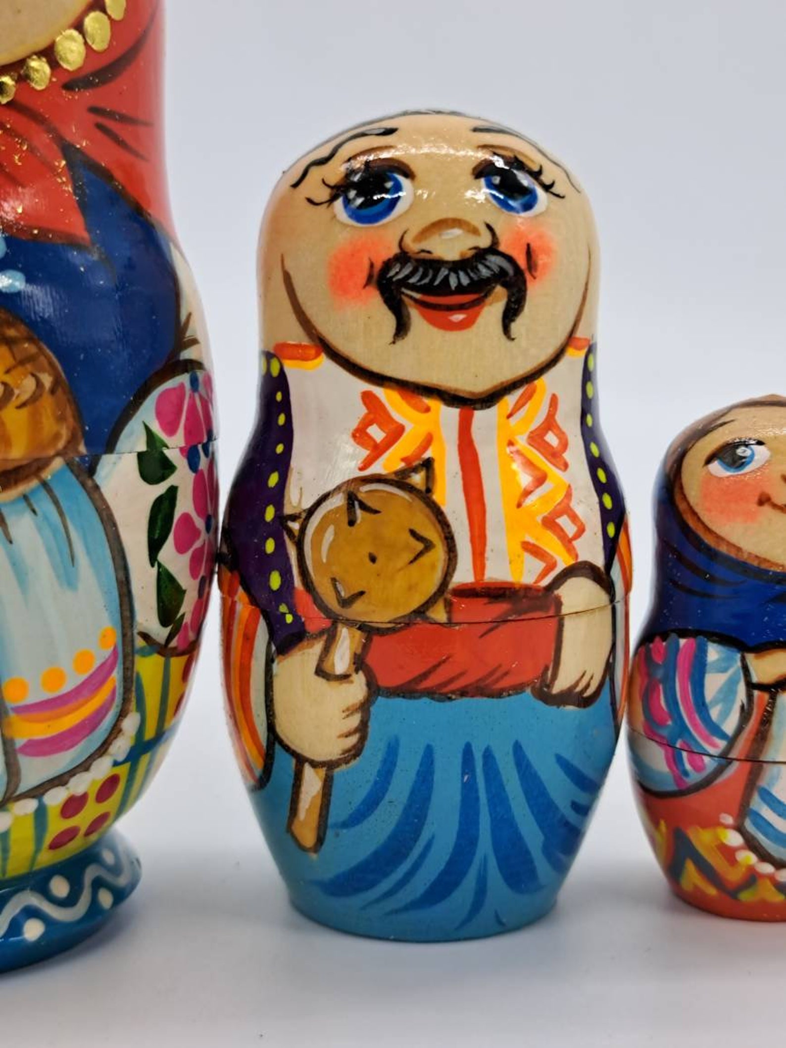 Nesting Dolls Ukrainian Family Matryoshka Handmade 4" Tall 5 in 1 ...