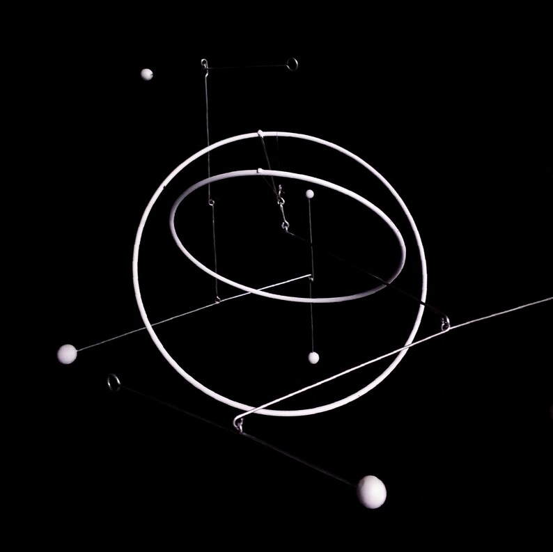 Art & Collectibles Sculpture Art Objects White and Silver Hanging ...