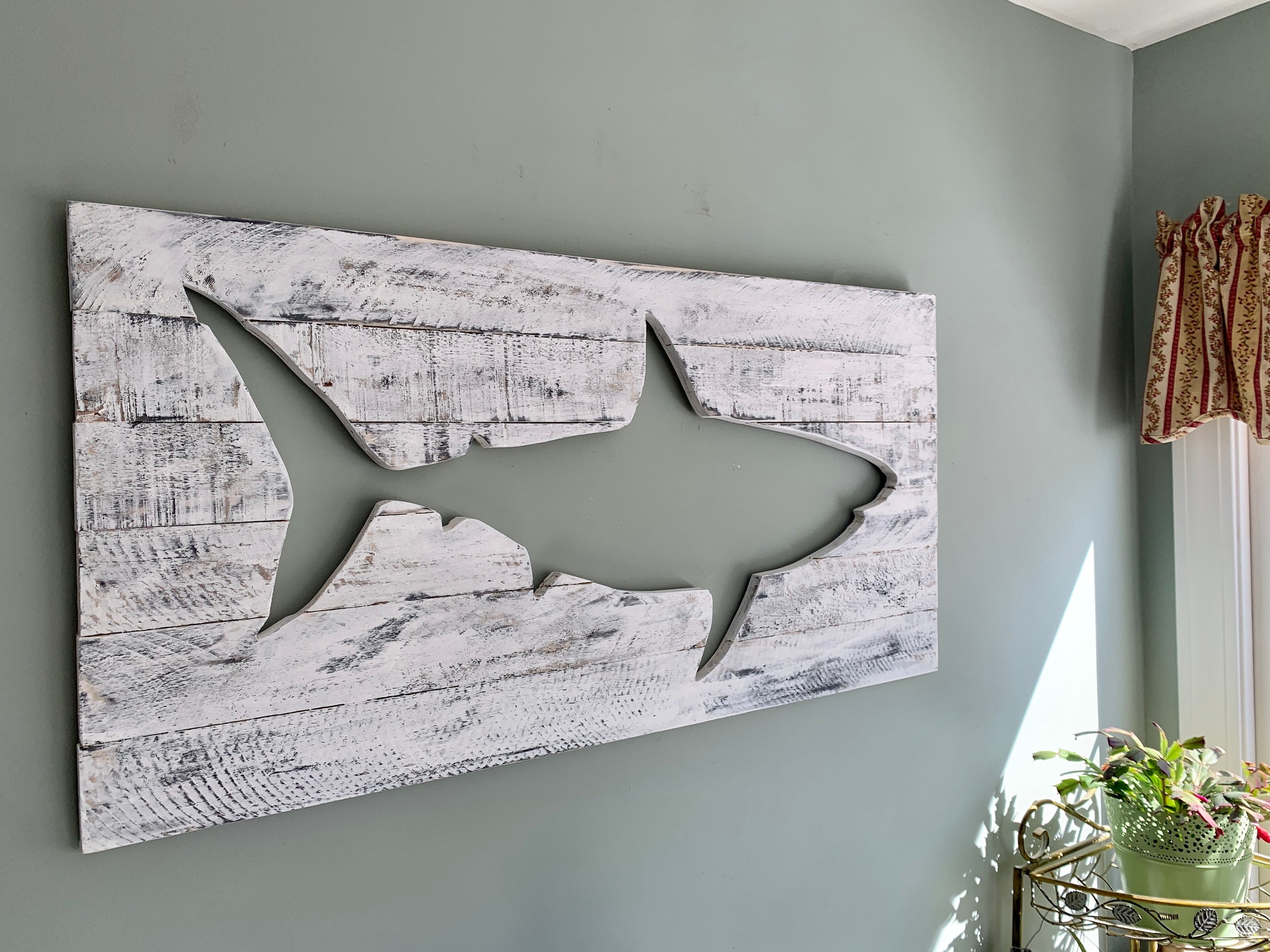 Great White Shark Pallet Wood Sign, Pine Wood Shark Silhouette, Jaws ...