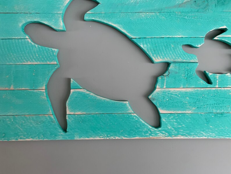 Sea Turtle Silhouette on Reclaimed Pallet Wood Green Turtles - Etsy
