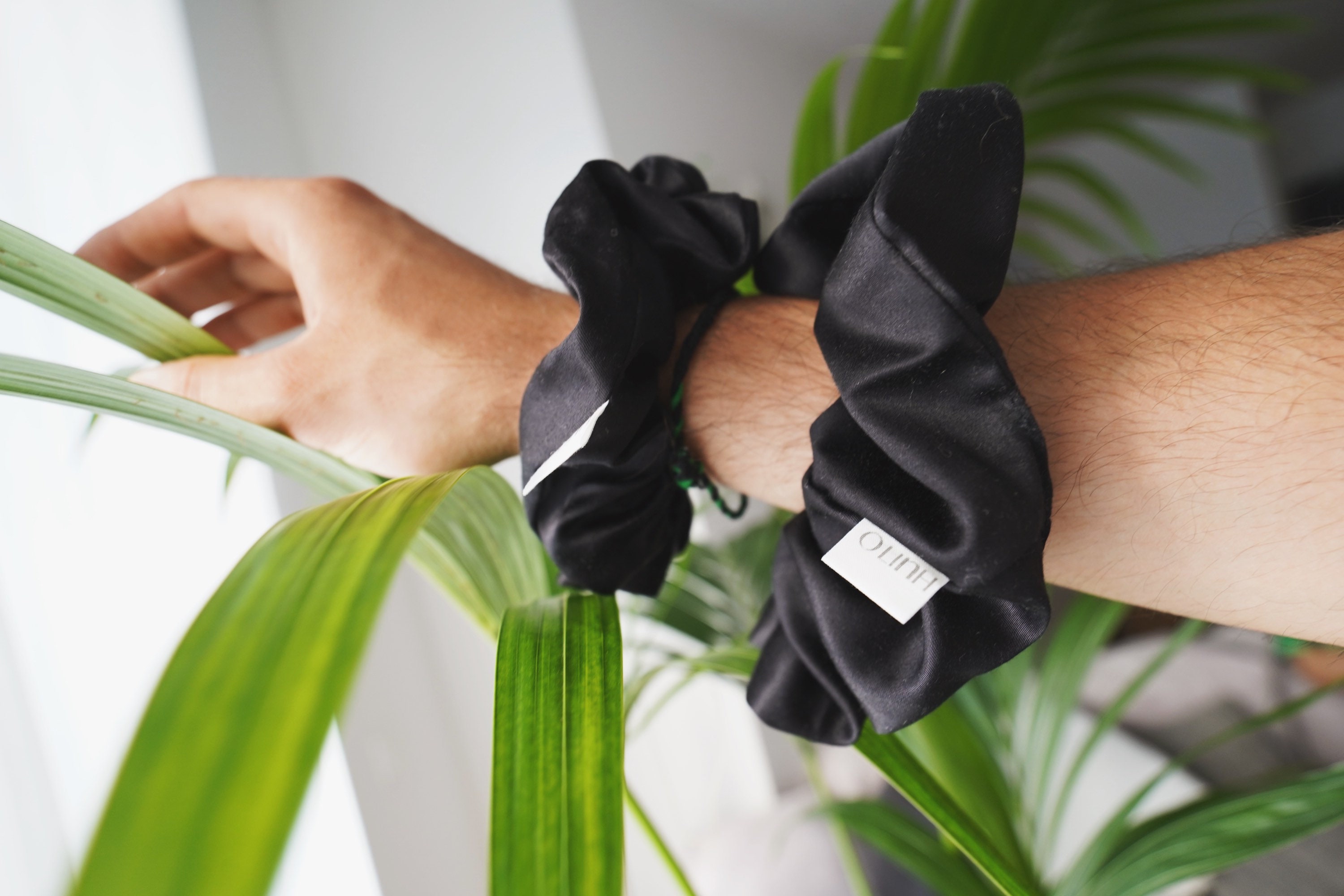 Black Sustainable Scrunchies made of Tencel 0% Polyester | Etsy