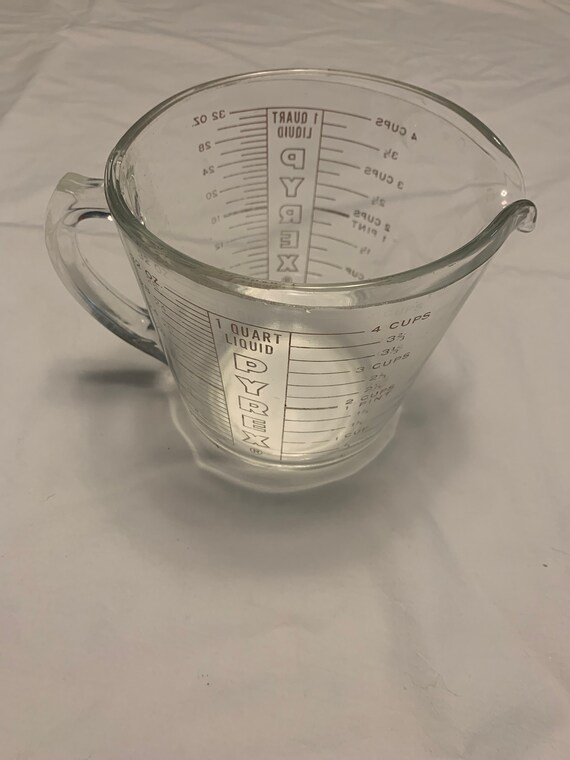 Vintage Pyrex Measuring Cup 532 | Etsy
