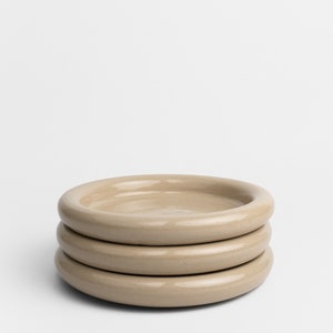 Donut Rounded Ceramic Plate, Chunky Plate, Chubby Plate. Minimal ...