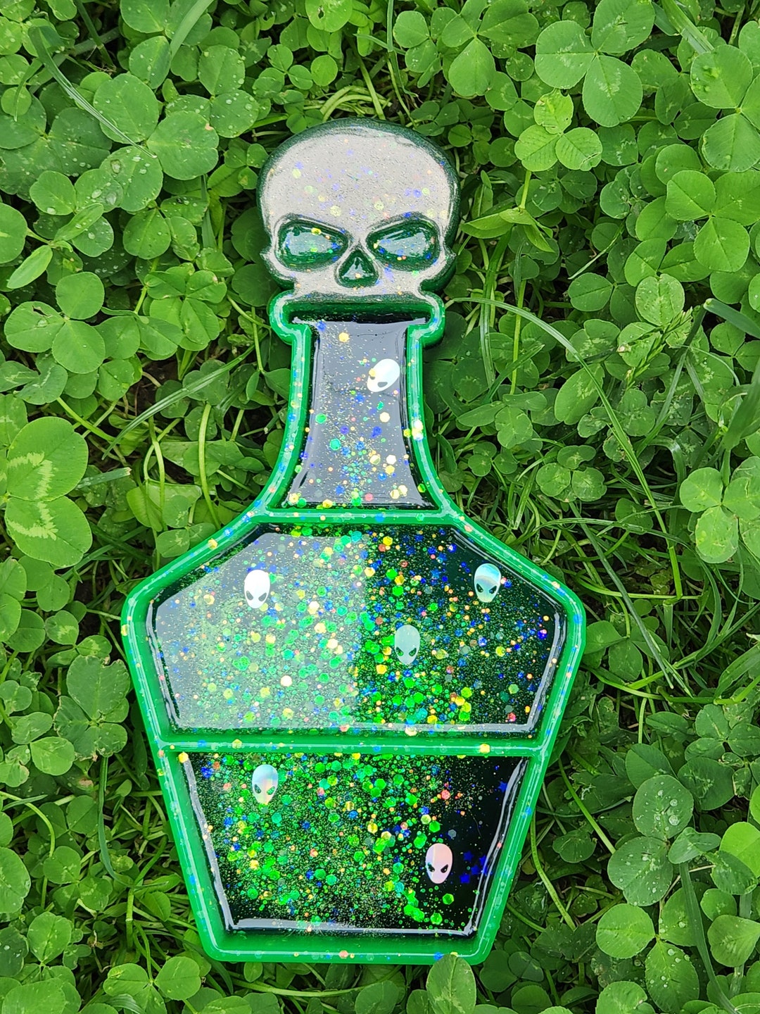 Potion Bottle Shelf Alien. - Etsy