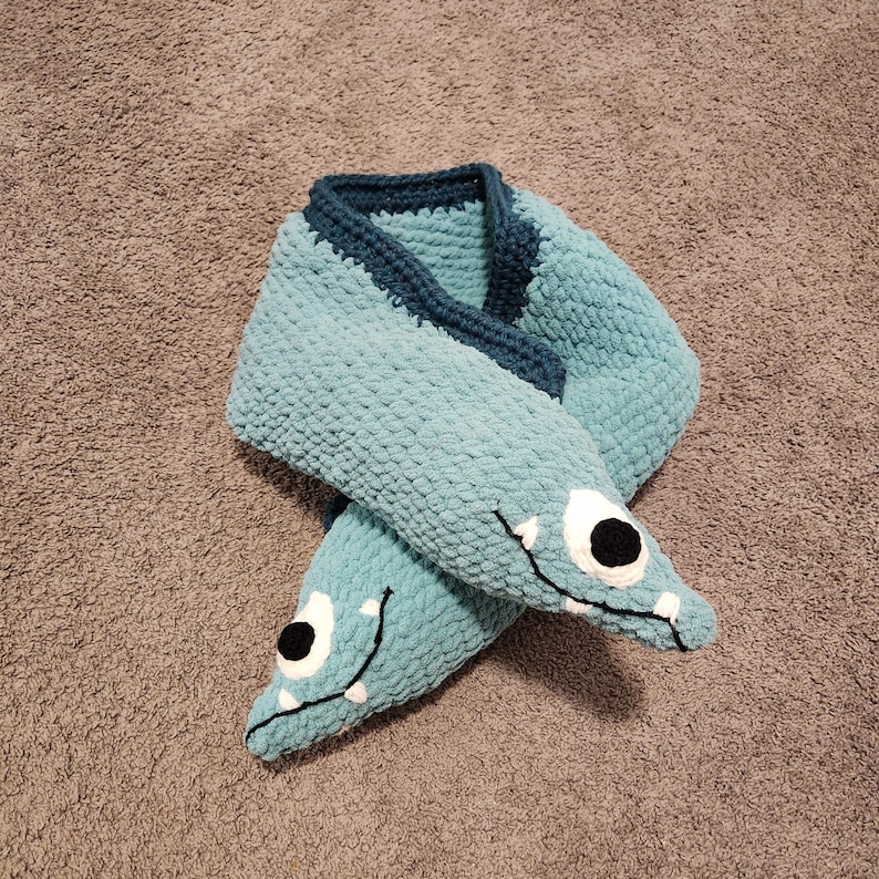 Crochet Pattern for Moray Eel Scarf - Etsy UK