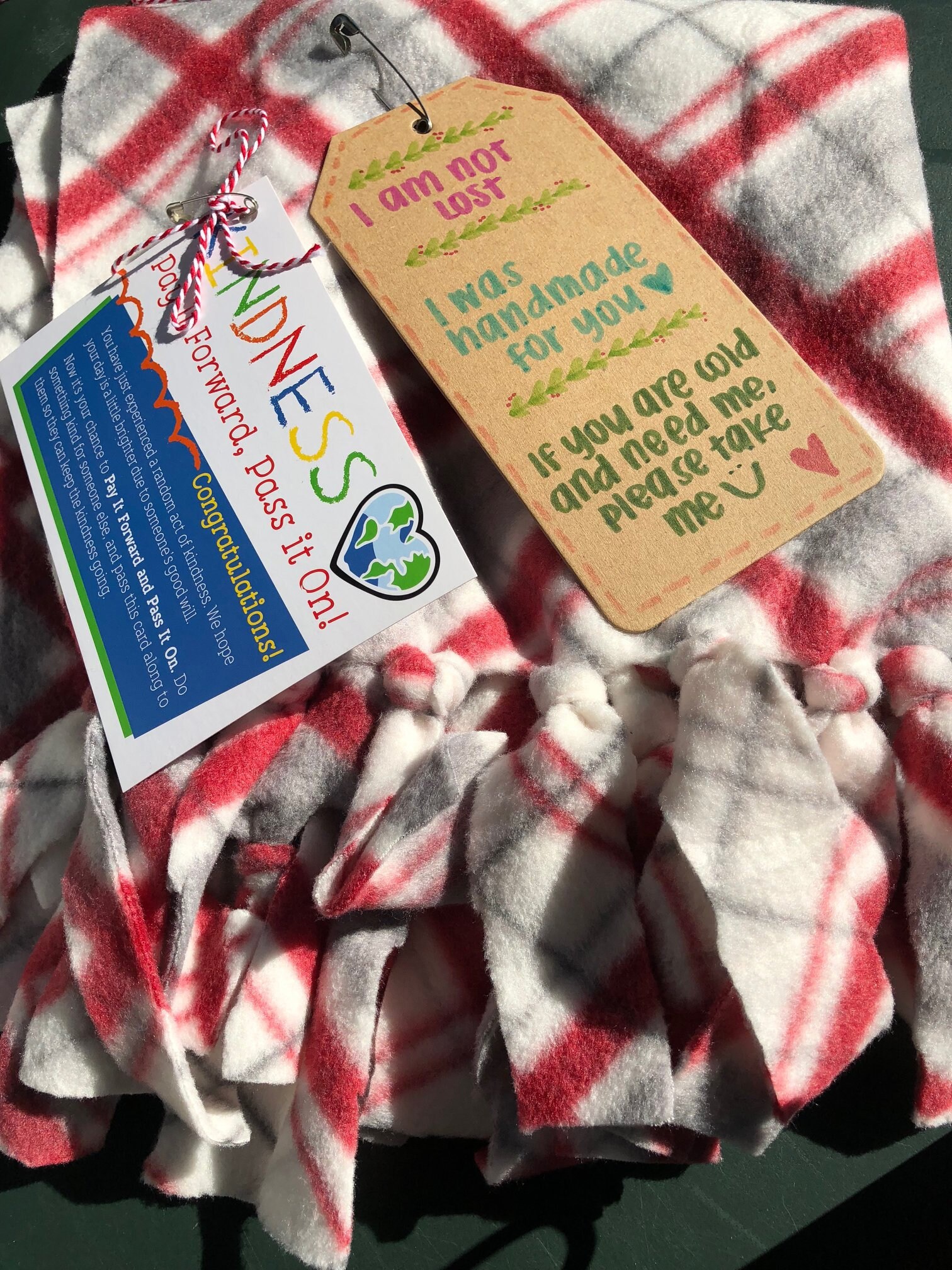 Kindness Cards * Pay It Forward * Pass It on * Random Acts of Kindness ...