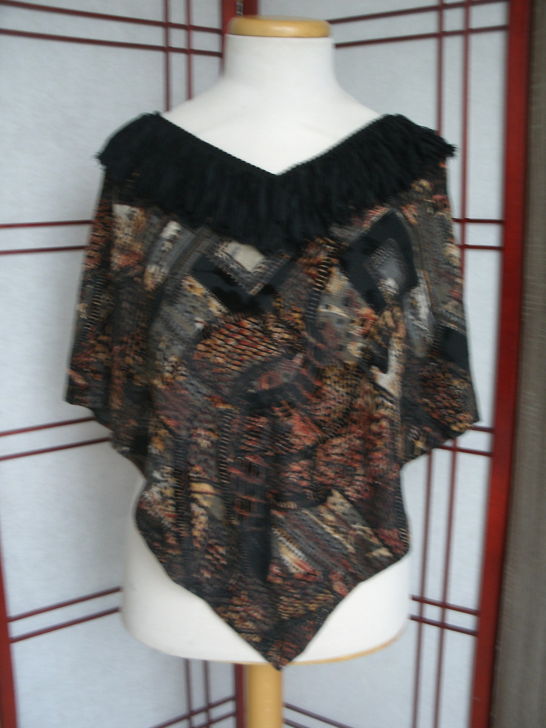 Women's Poncho, Cape, From 36 to 42, Fringe on the Front and Not Closed ...