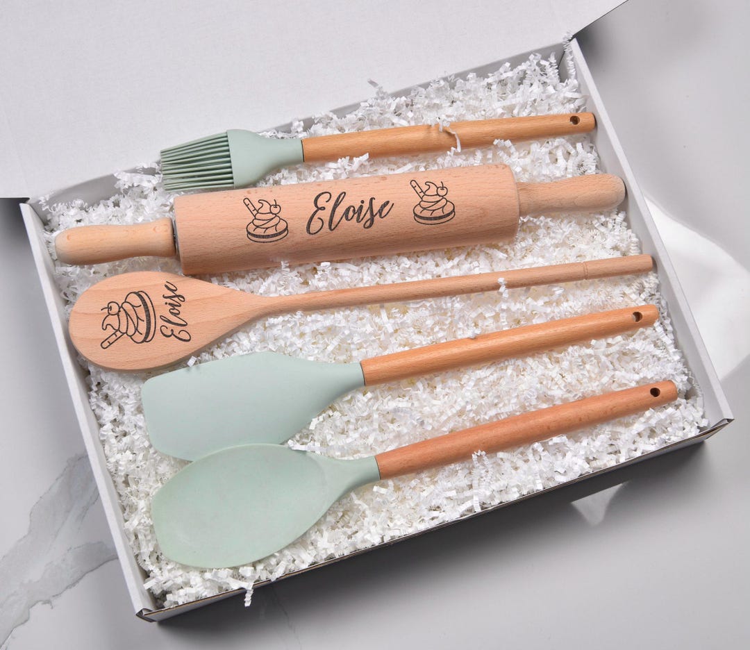 Personalized Baking Gift Set | Wooden Rolling Pin, Spatula & Brush - Etsy
