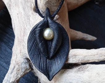 Vulva Labia Jewelry | Etsy