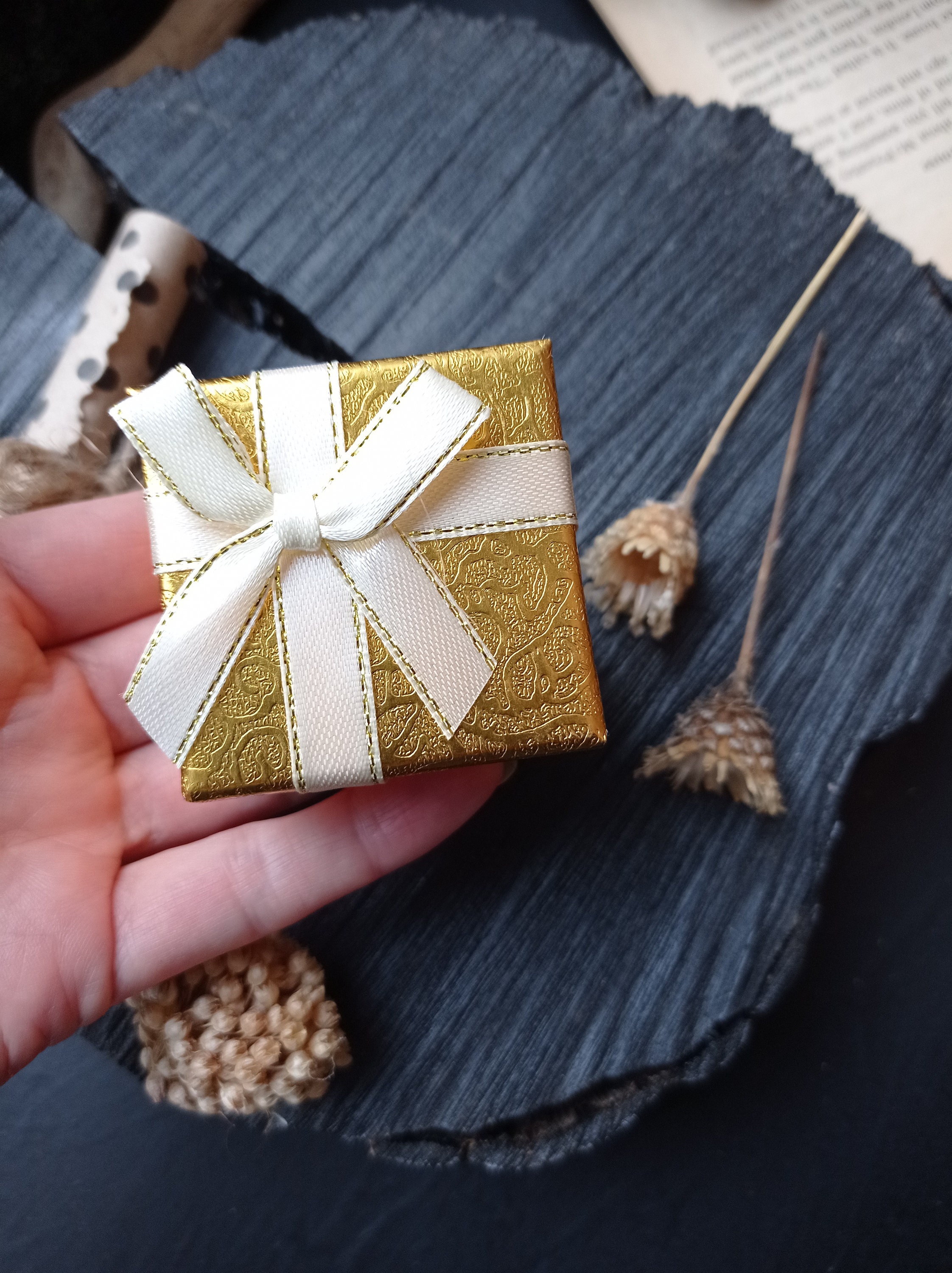 Yoni Necklace Vagina Pendant Labia Jewelry Lesbian Jewelry | Etsy