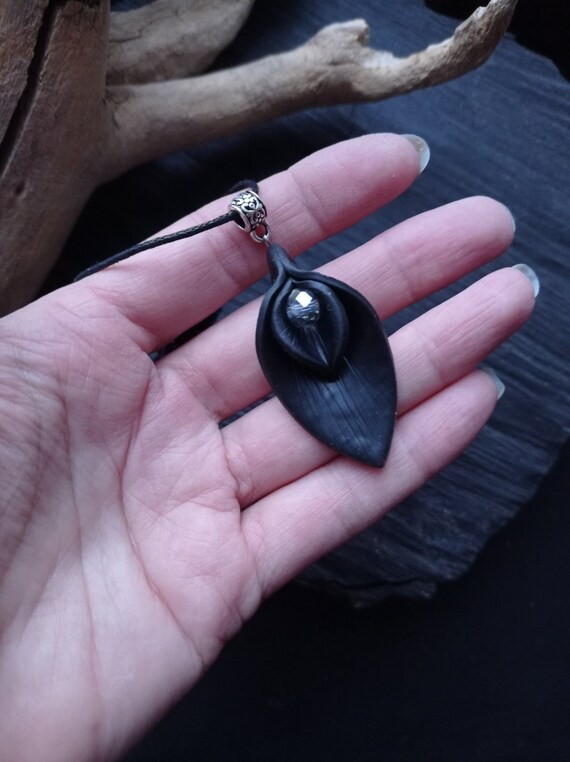 Black Yoni Pendant Labia Jewelry Vulva Necklace Vagina Art - Etsy