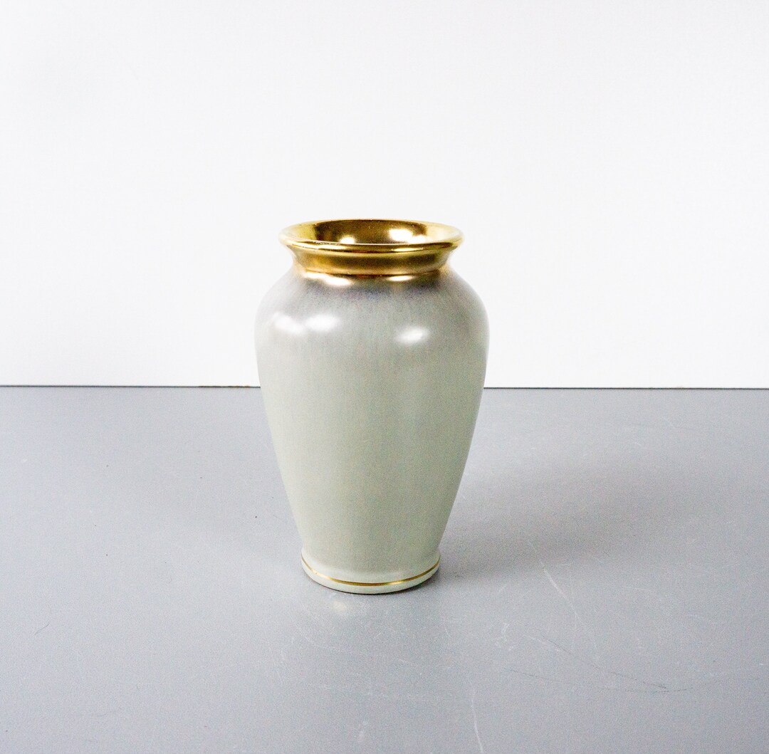 Vase, Flower Vase With Gold Rim, Small Vase, Smooth Surface, Vintage ...