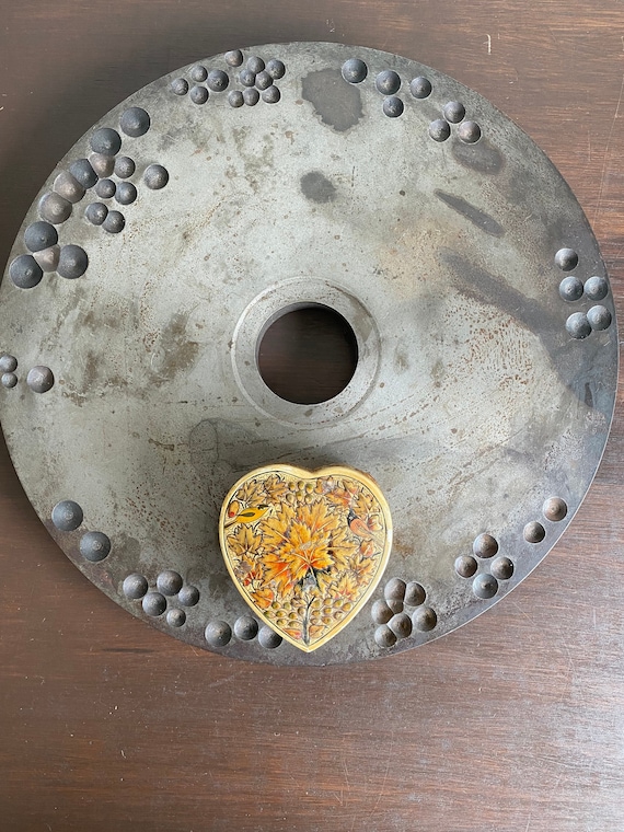 Vintage Papier-Mâché Heart Box, Hand Painted Paper Mâ… - Gem