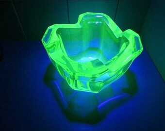 Vintage Uranium Glass Ashtray - Etsy