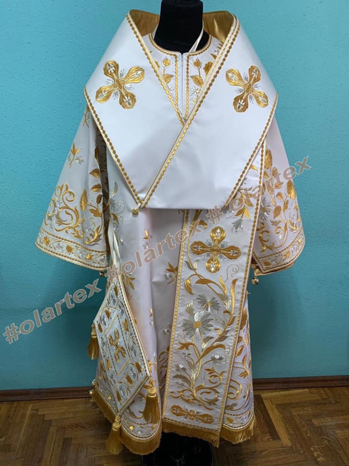 White Bishop Set Vestment Machine Embroidery Archbishop - Etsy
