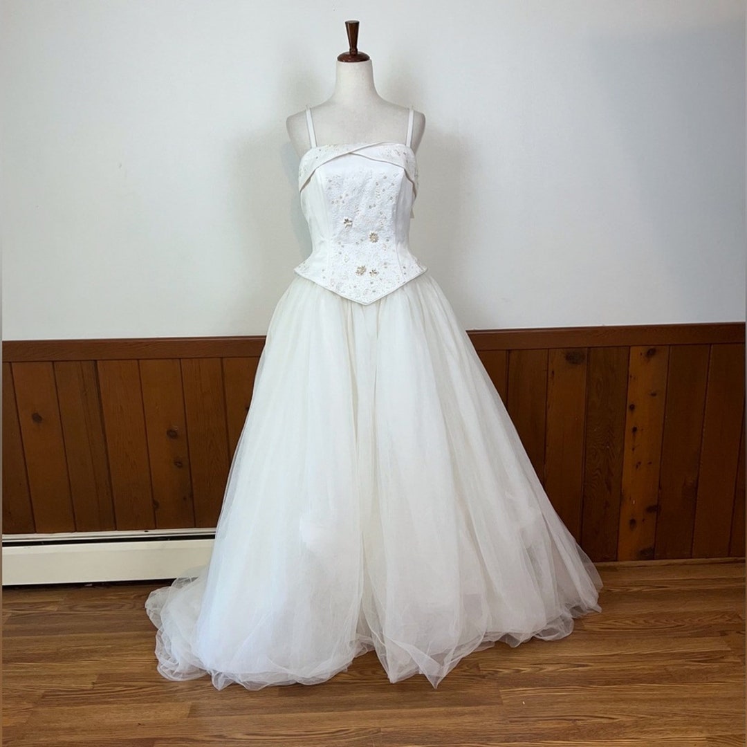Gorgeous New Vintage Y2K Alfred Angelo Tulle Wedding Gown - Etsy