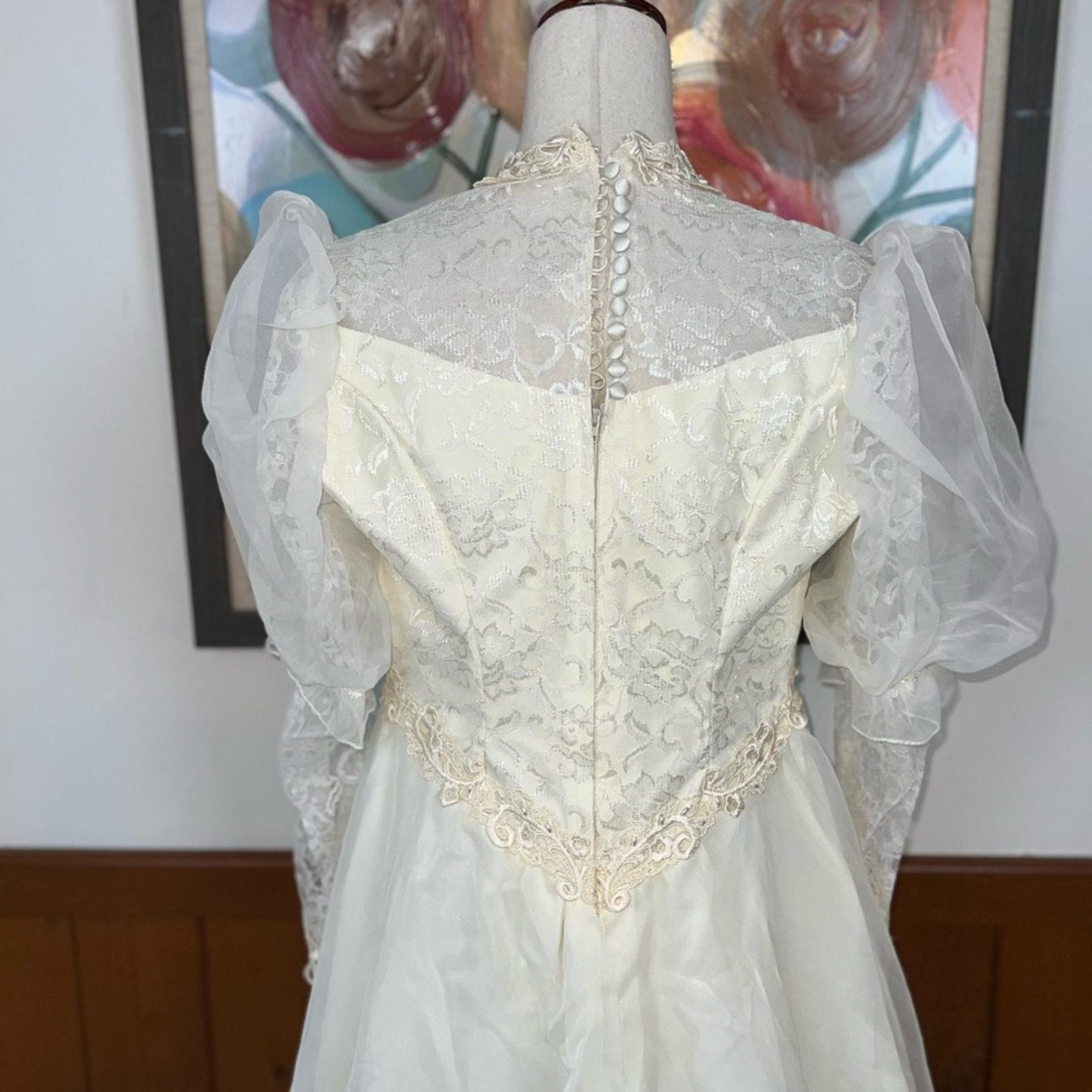 Beautiful Vintage 1970s Carol Towns Prairie Style Wedding Gown - Etsy