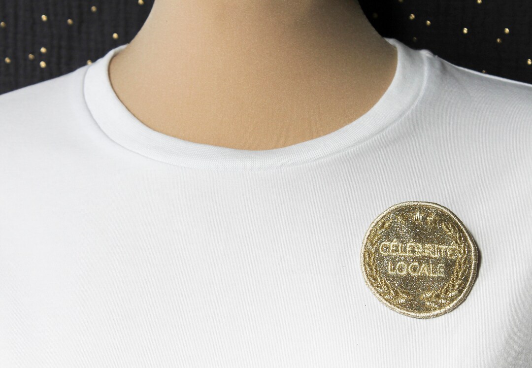 Brooch Gold Medal of the Local Celebrity Trompe L'oeil Humor Fabric ...