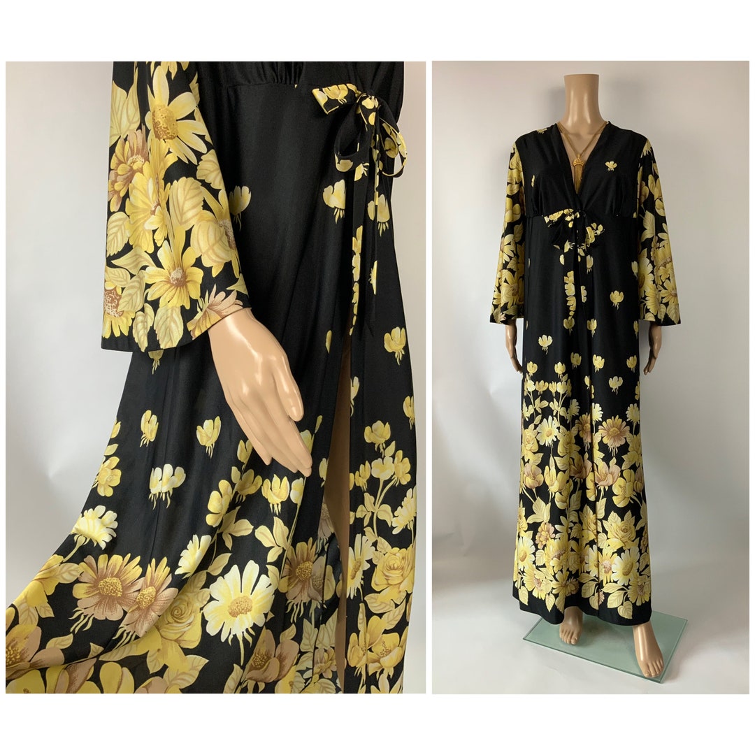 Vintage 1970's Empire Waist Floral Dressing Gown Bell Sleeve Festival ...