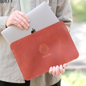 Personalized Leather Sleeve for MacBook Air M2 / Leather Cover MacBook ...