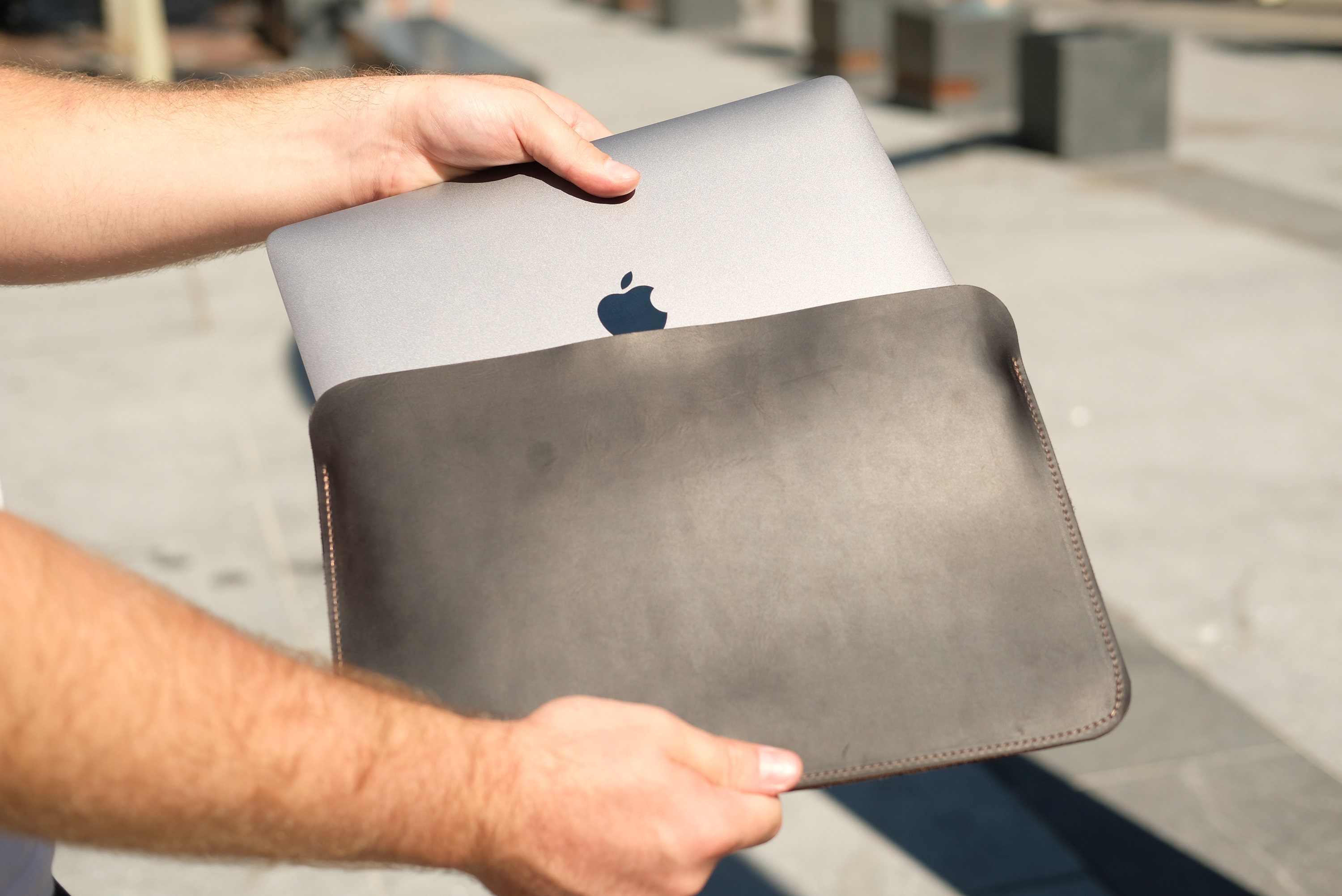 Personalized Leather Sleeve for MacBook 2020 2019 MacBook 16 | Etsy