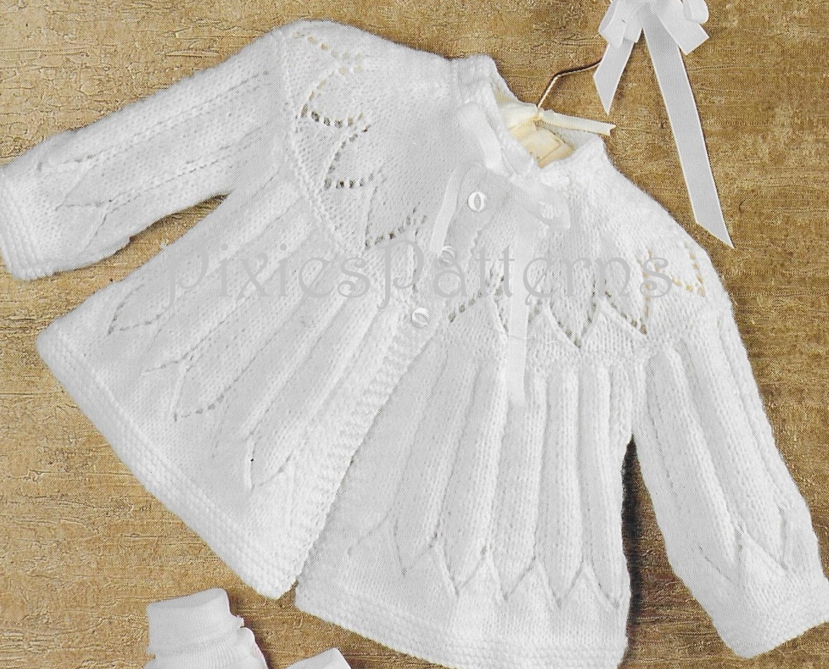 Baby's Pretty Matinee Jacket & Bonnet Knitting Pattern. to Fit 17"-19 ...