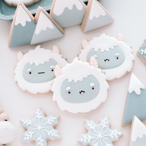 Yeti Cookie Cutter - Etsy