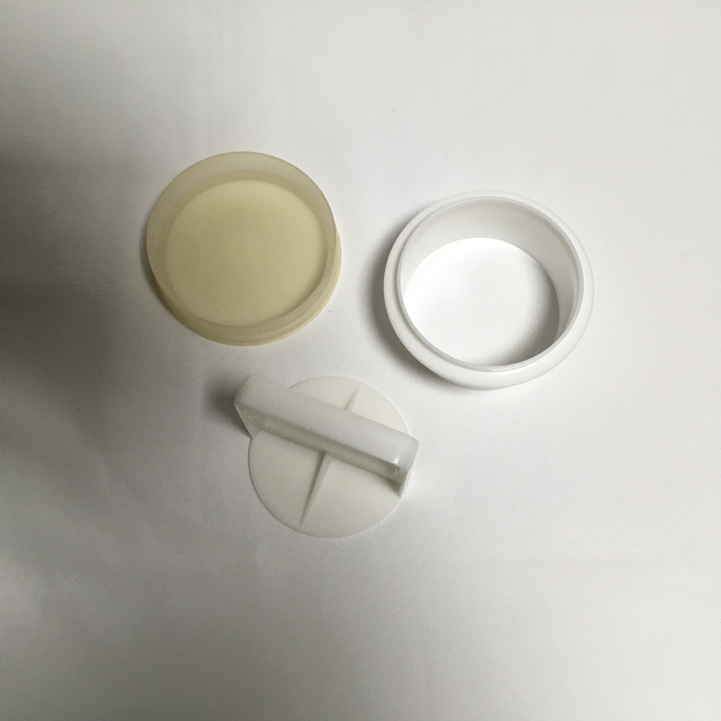 Tupperware Hamburger Press 3 Pieces White Hamburger Stamp Patty Freezer ...