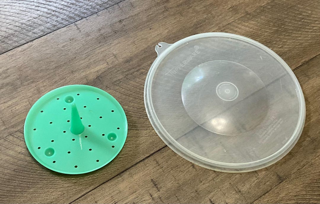 Tupperware Lettuce Crisp It Domed Lid 680 Fits 679 Bowl or Jadeite ...