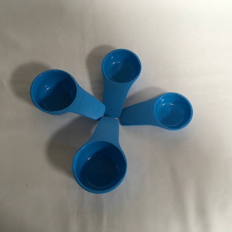 Tupperware Replacement Measuring Cups Curved Ergonomic Embossed Raised ...