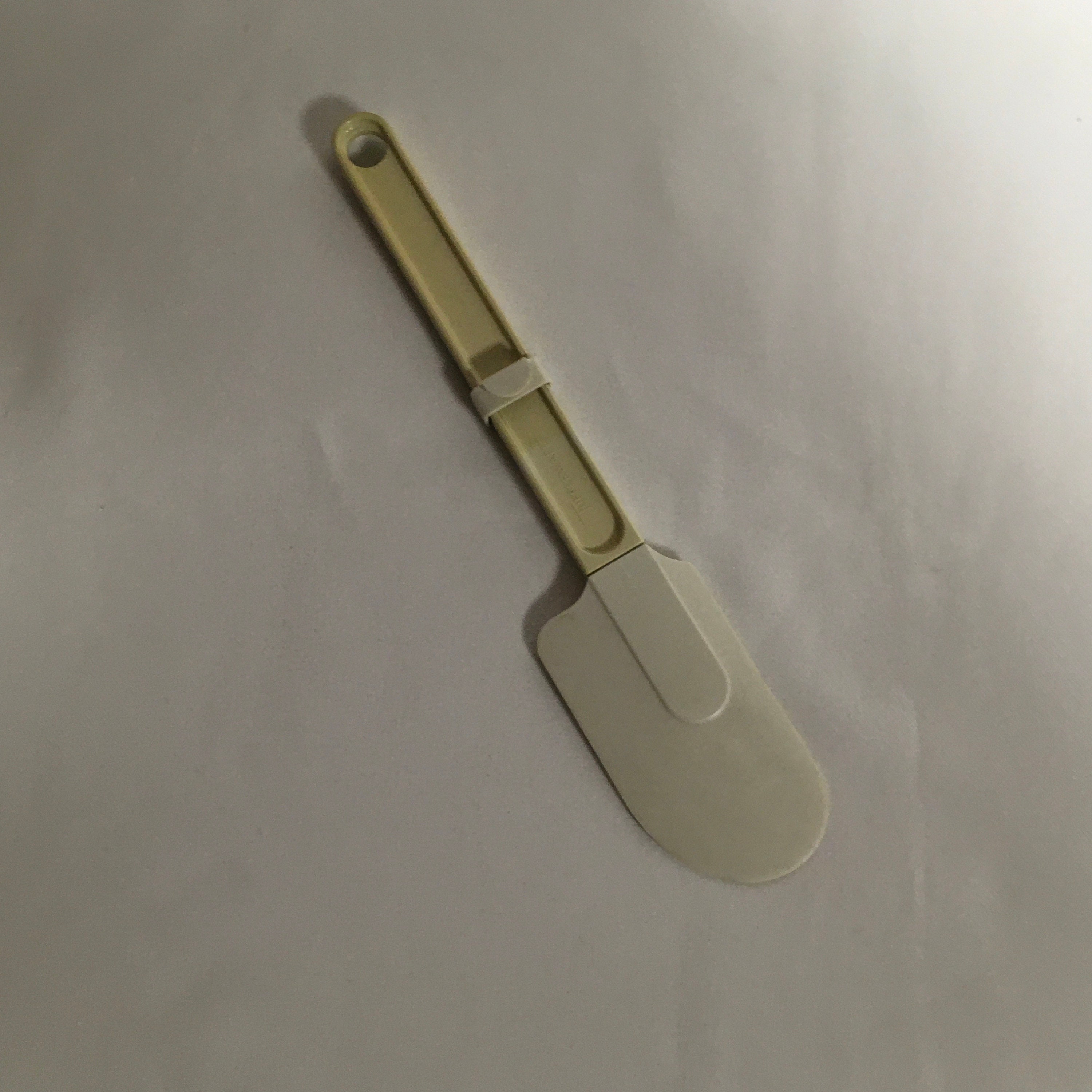 Tupperware Kitchen Utensils Cookie Lifter Spatula Pie Cake Pizza Lifter ...