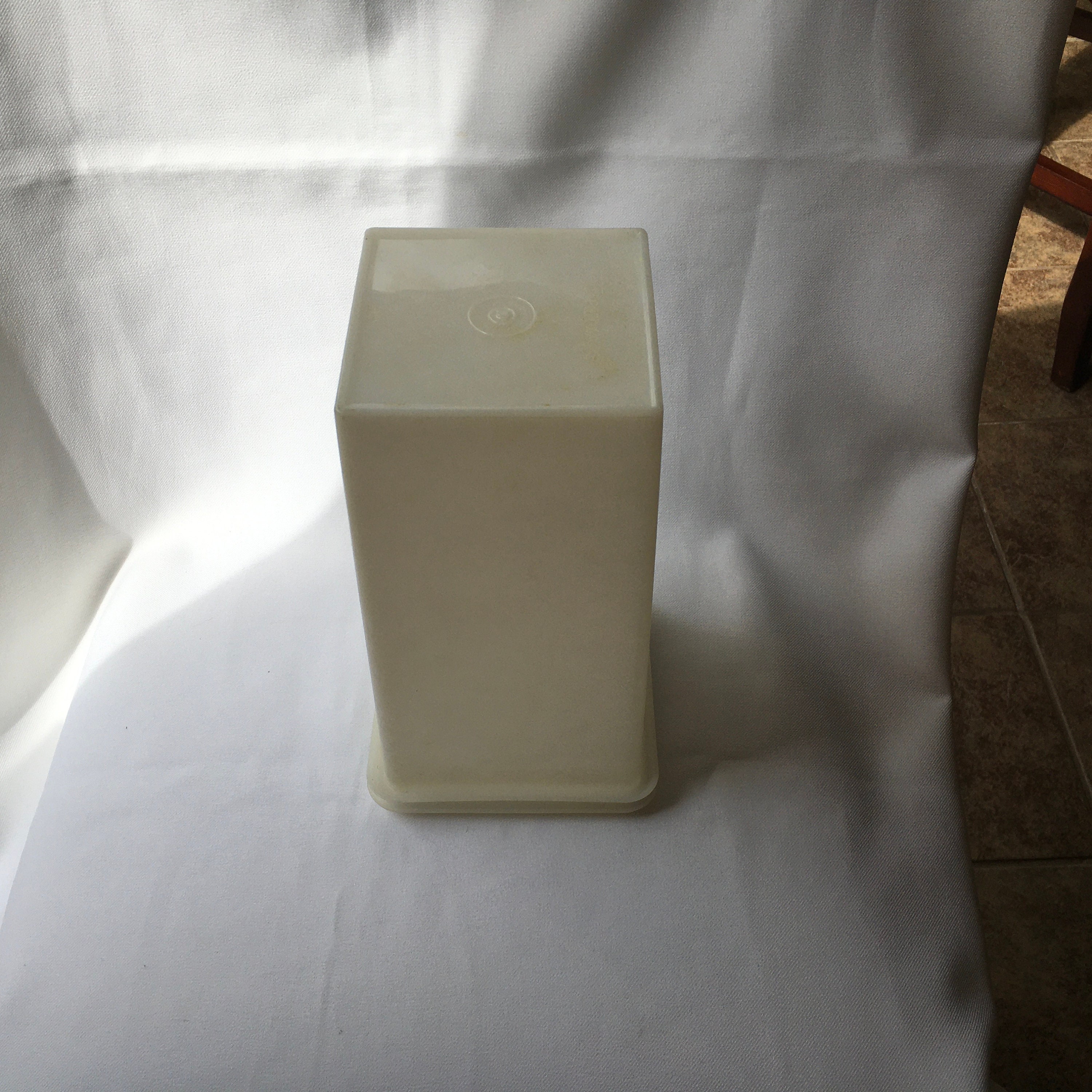 Vintage Tupperware Saltine Saver Container Cracker Keeper Storage Lid ...