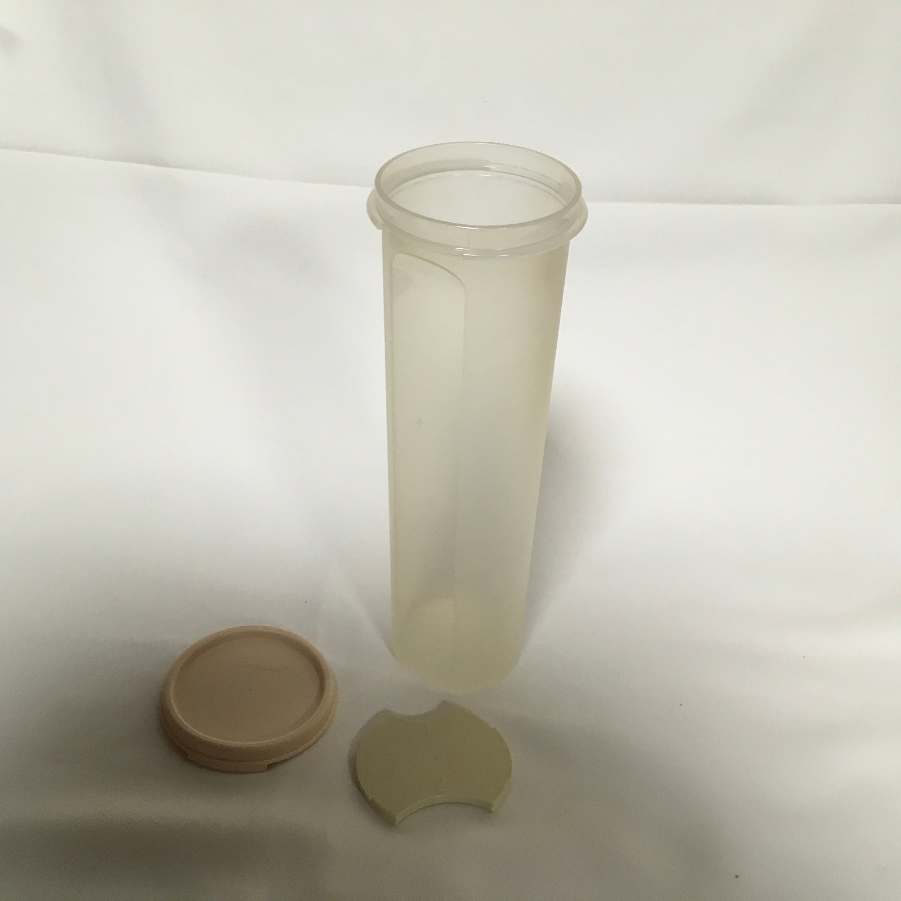 Tupperware Modular Mates Round # 1 # 2 # 3 #4 1607 #5 1898 1391 Pour No ...