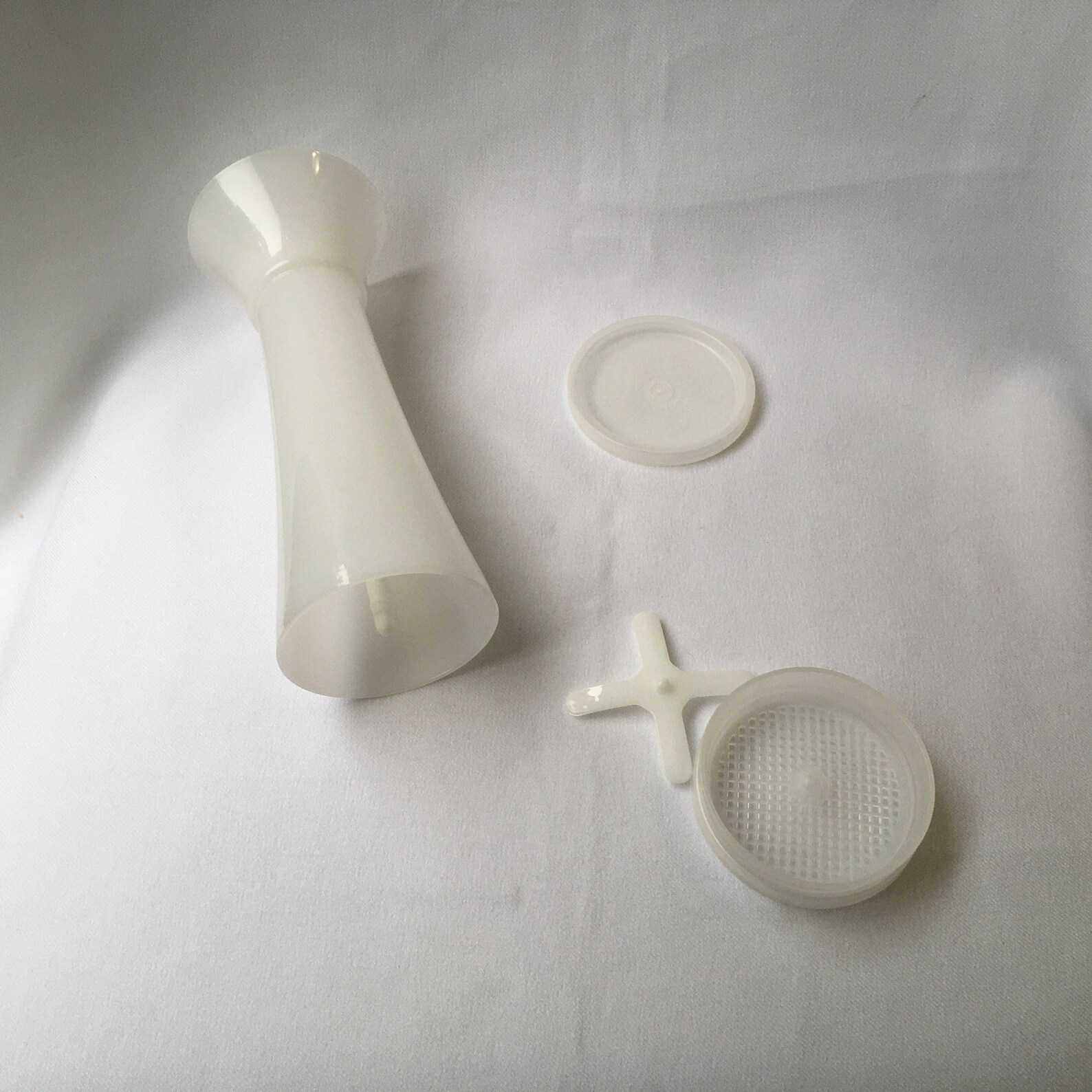 Vintage Tupperware Jifi Sift Sifter Powered Sugar Flour Mill Sheer ...