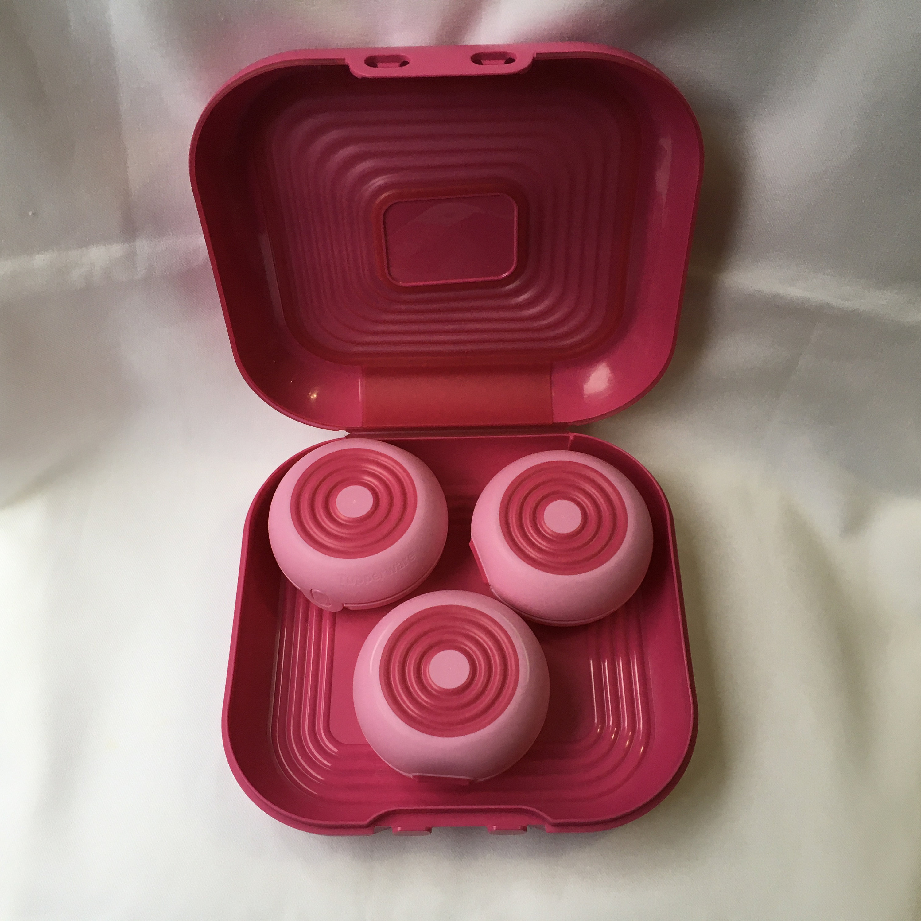 Tupperware Accessory Organizer And 3 Round Accessories Organizer