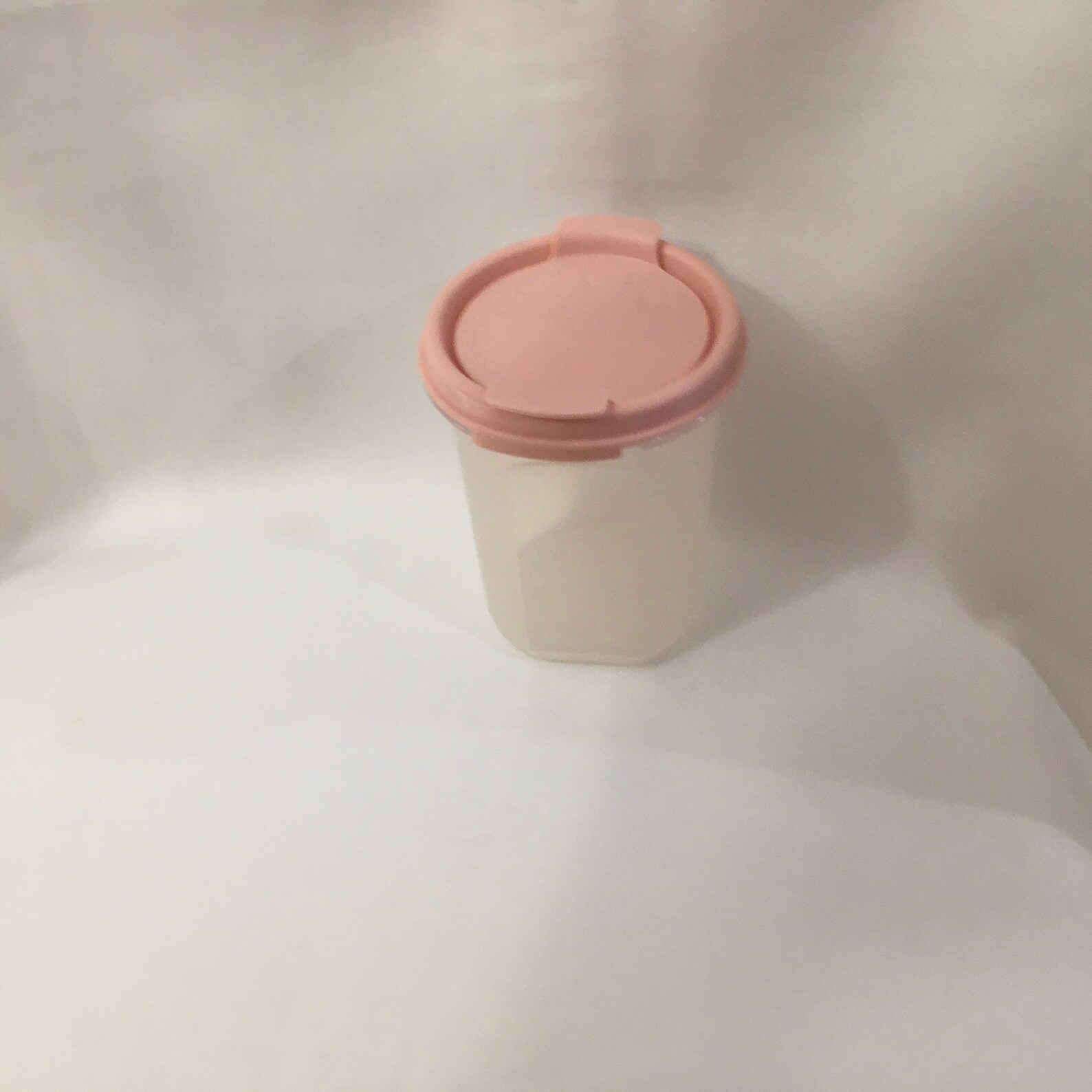 Tupperware Modular Mates Round # 1 # 2 # 3 #4 1607 #5 1898 1391 Pour No ...