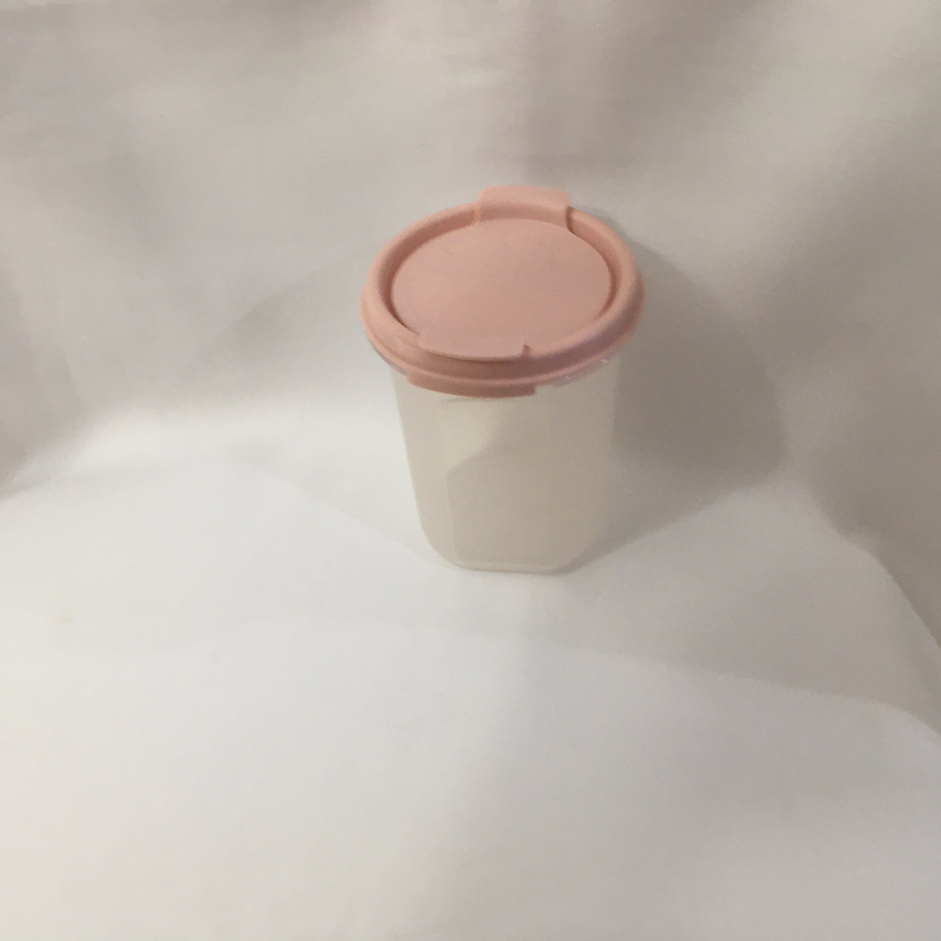 Tupperware Modular Mates Round # 1 # 2 # 3 #4 1607 #5 1898 1391 Pour No ...